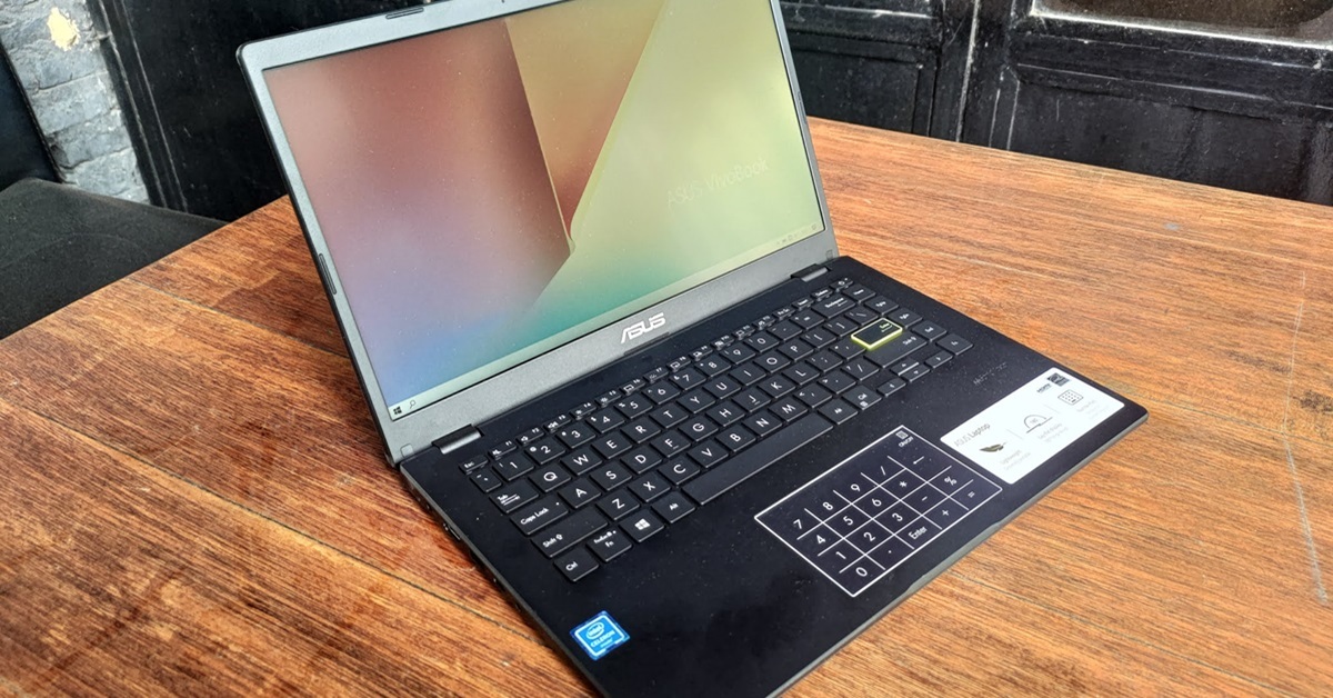 Đánh giá Asus E410: Laptop giá rẻ có SSD, thiết kế độc đáo | websosanh.vn