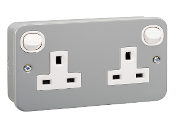 Nơi bán Bộ ổ cắm đôi 3 chấu 13A có công tắc ESM25 chính hãng giá rẻ nhất