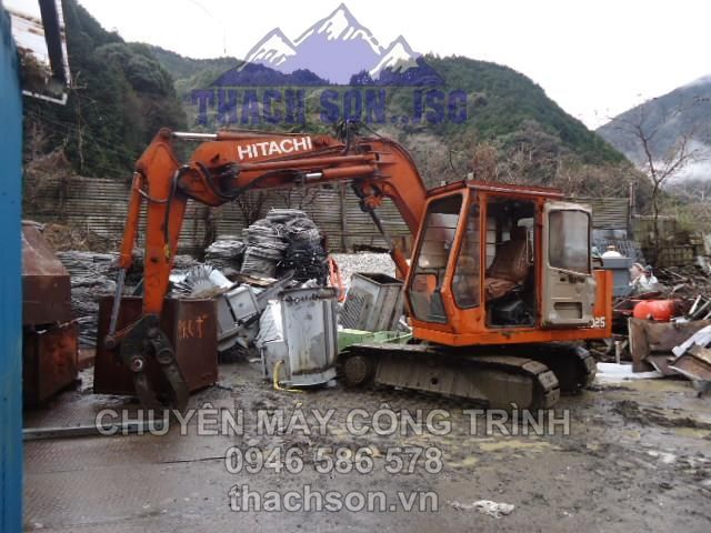Máy xúc đào bánh xích Hitachi UH025-7 chính hãng giá rẻ