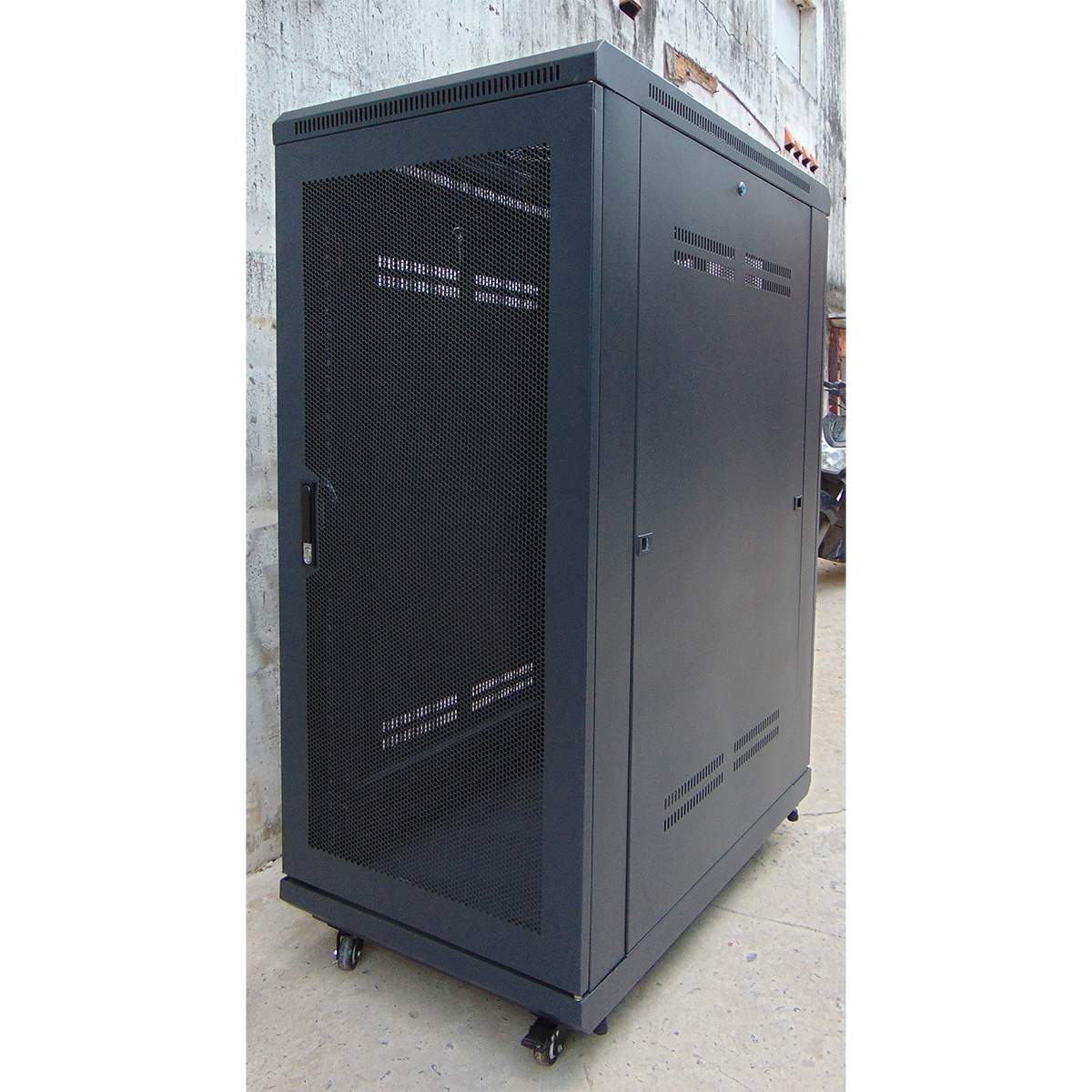 Tủ mạng Rack 19 inch 27U-D600 TCN-27U600C chính hãng giá rẻ