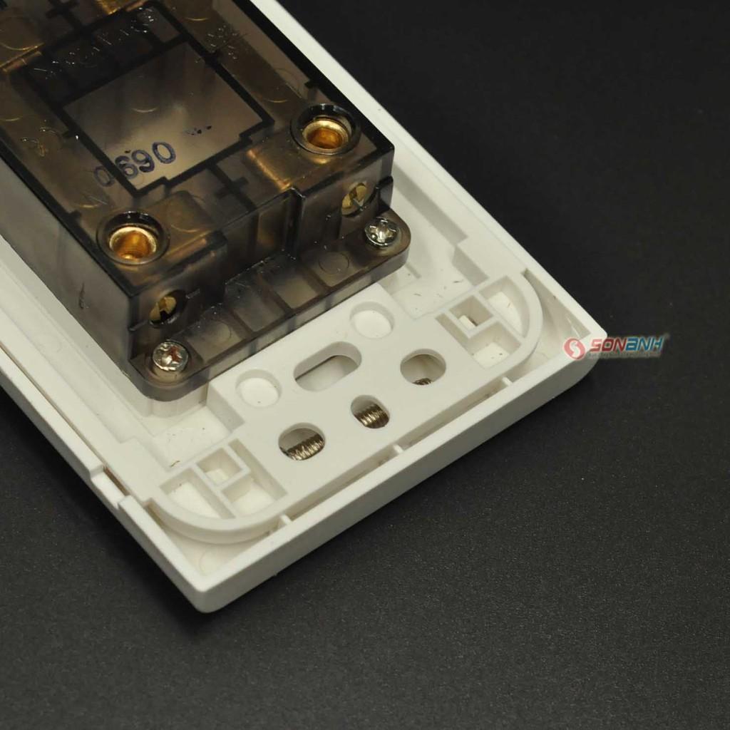 Ổ cắm đôi 3 chấu Sino S18UE2 chính hãng giá rẻ